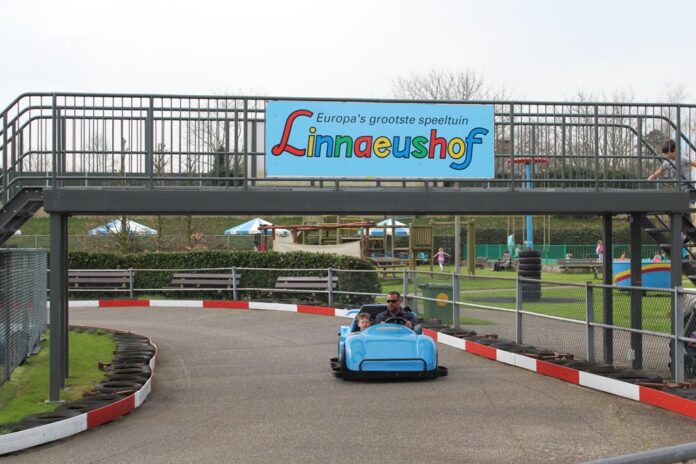 Speeltuin Linnaeushof heeft nu een raadselachtig doolhof